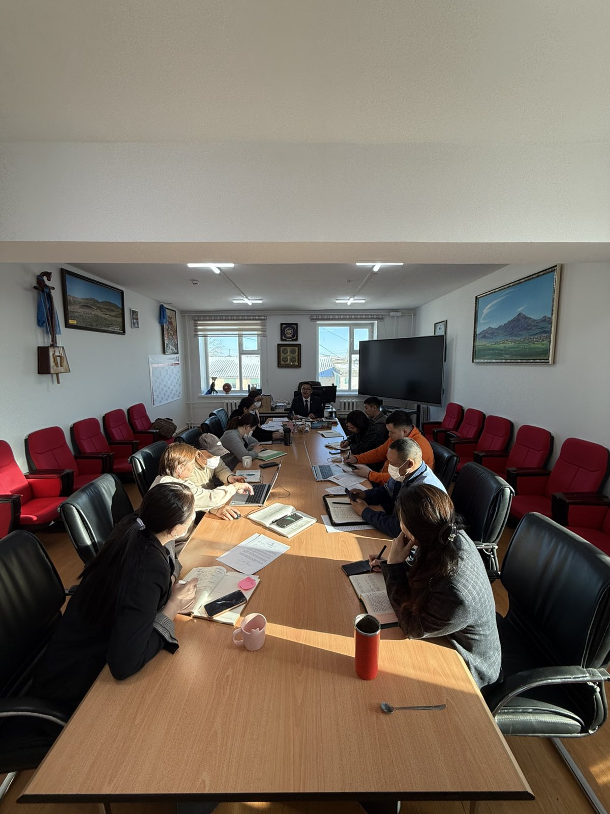 Захирлын зөвлөл хуралдав. – Говьсүмбэр аймаг дахь Политехник коллеж